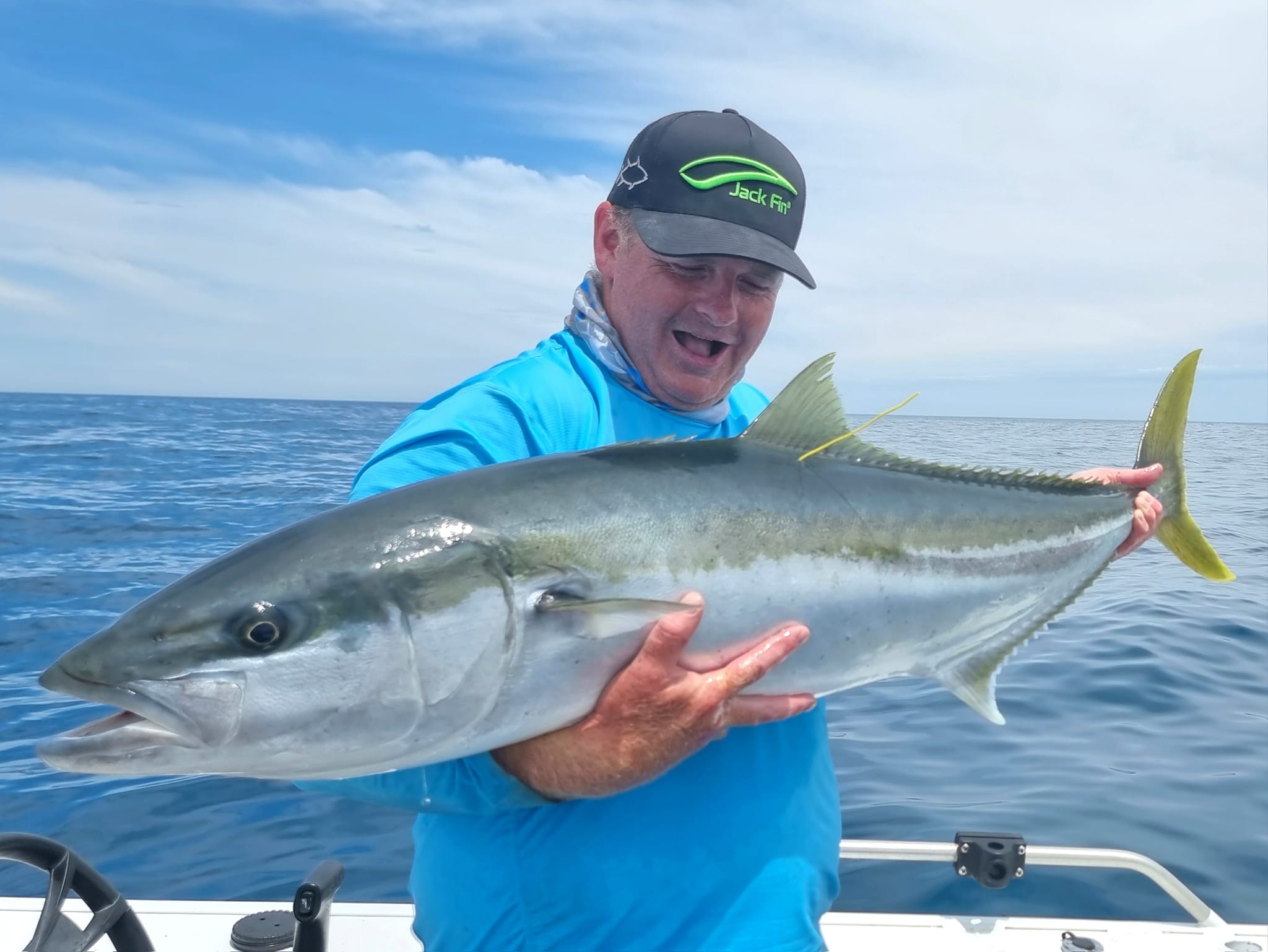 Topwater Yellowtail Kings - The Ebb Tide Guide to Kingfish!